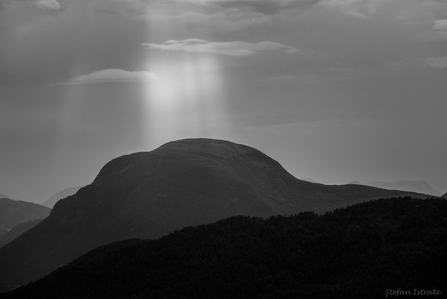 Raw Mountains | Nature Photography by Ștefan Istrate